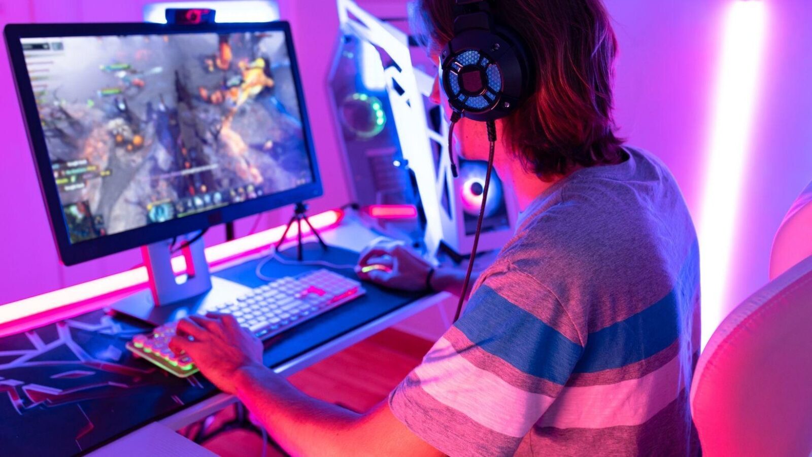 The Importance of Graphics and Sound in Online Game Experience ...